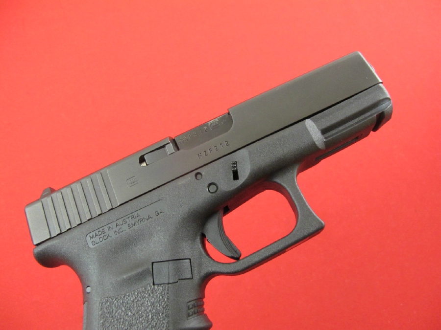 Glock Model 23 40sw Gen 3 W/Box, No Reserve .40 S&W For Sale at ...