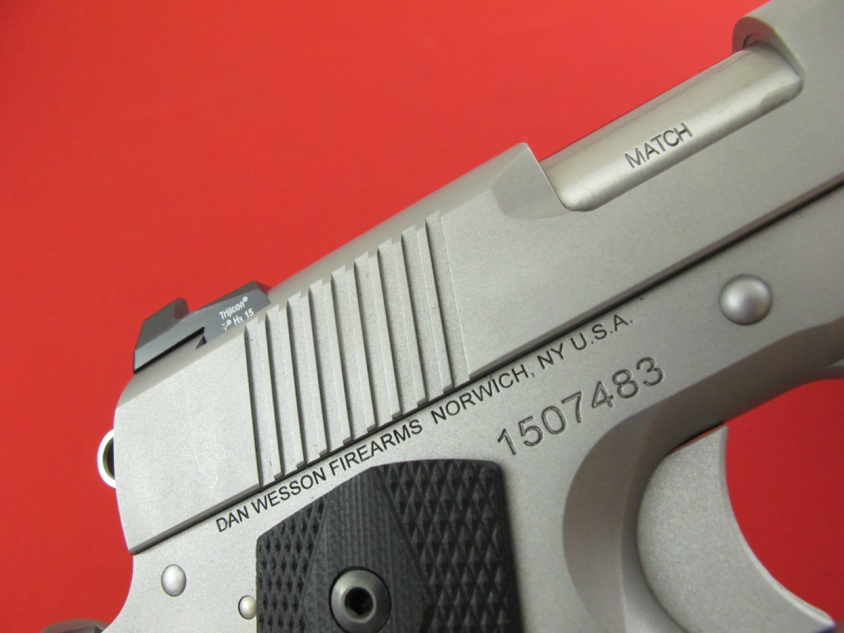 Dan Wesson Bobtail Commander 1911 45acp Valor 4.25in Stainless W/Box ...