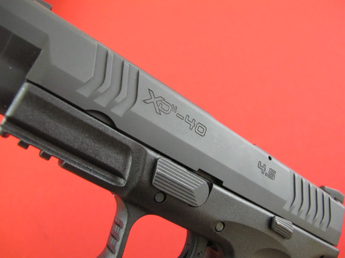 Springfield Model Xdm 40sw 4.5in Blue W/Box, No Reserve .40 S&W For ...