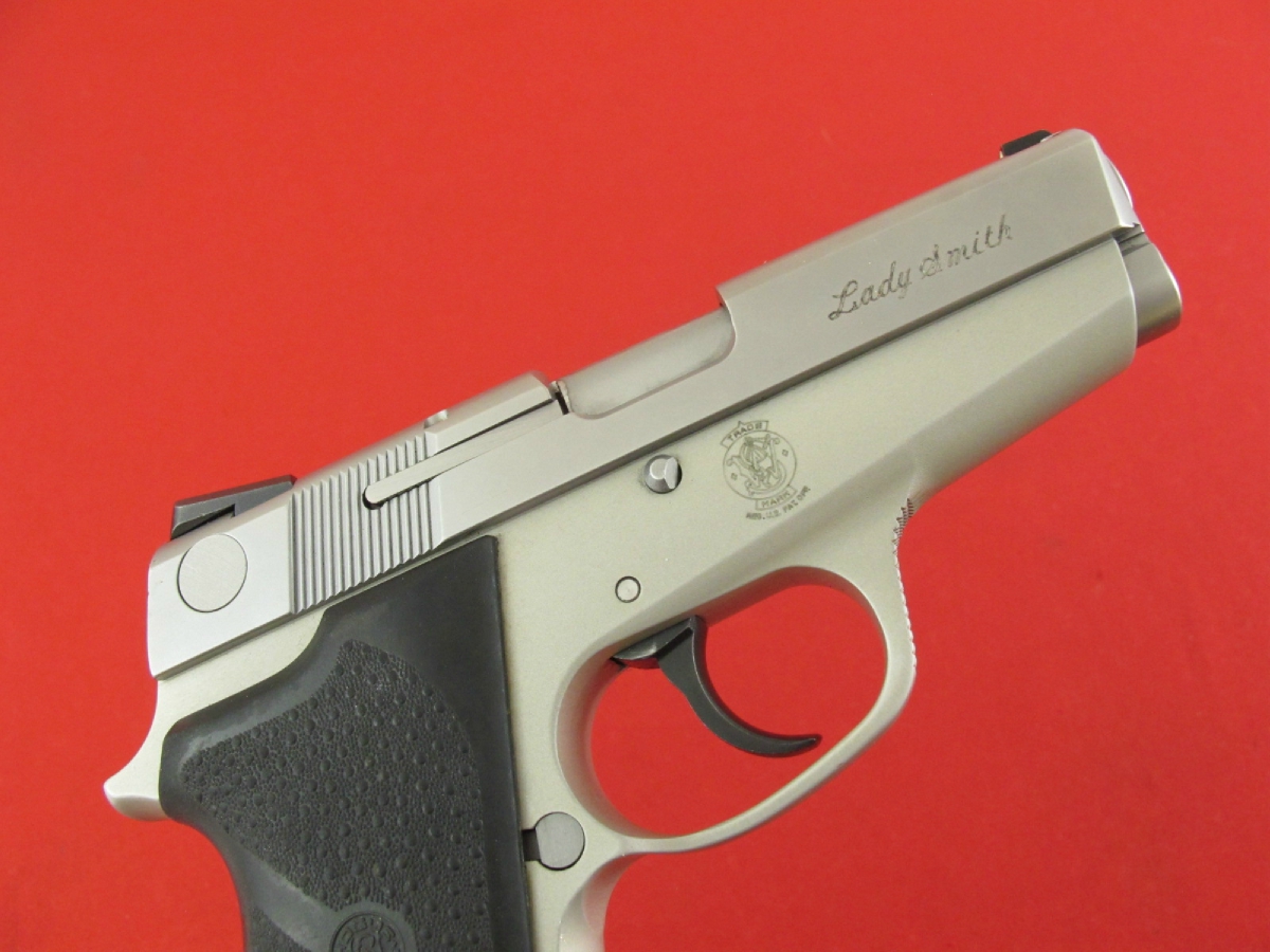 Smith & Wesson Model 3913 Lady Smith 9mm, 3.5in Stainless, No Reserve ...