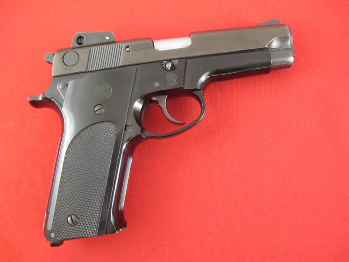 Smith & Wesson Model 459 9mm, 4in Blue, Adj Sights, No Reserve 9mm ...