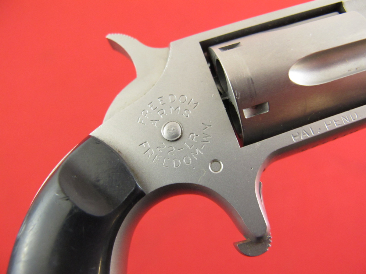 Freedom Arms Mini Revolver 22lr, 1 1/8in Stainless, W/Factory Soft Case ...