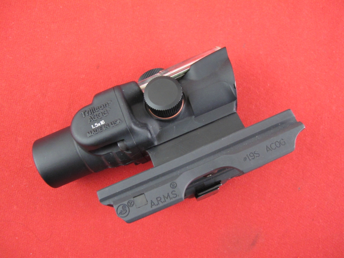 Trijicon Acog TA44 Compact 1.5x16mm Scope, Dual Illuminated Ring 2 MOA ...
