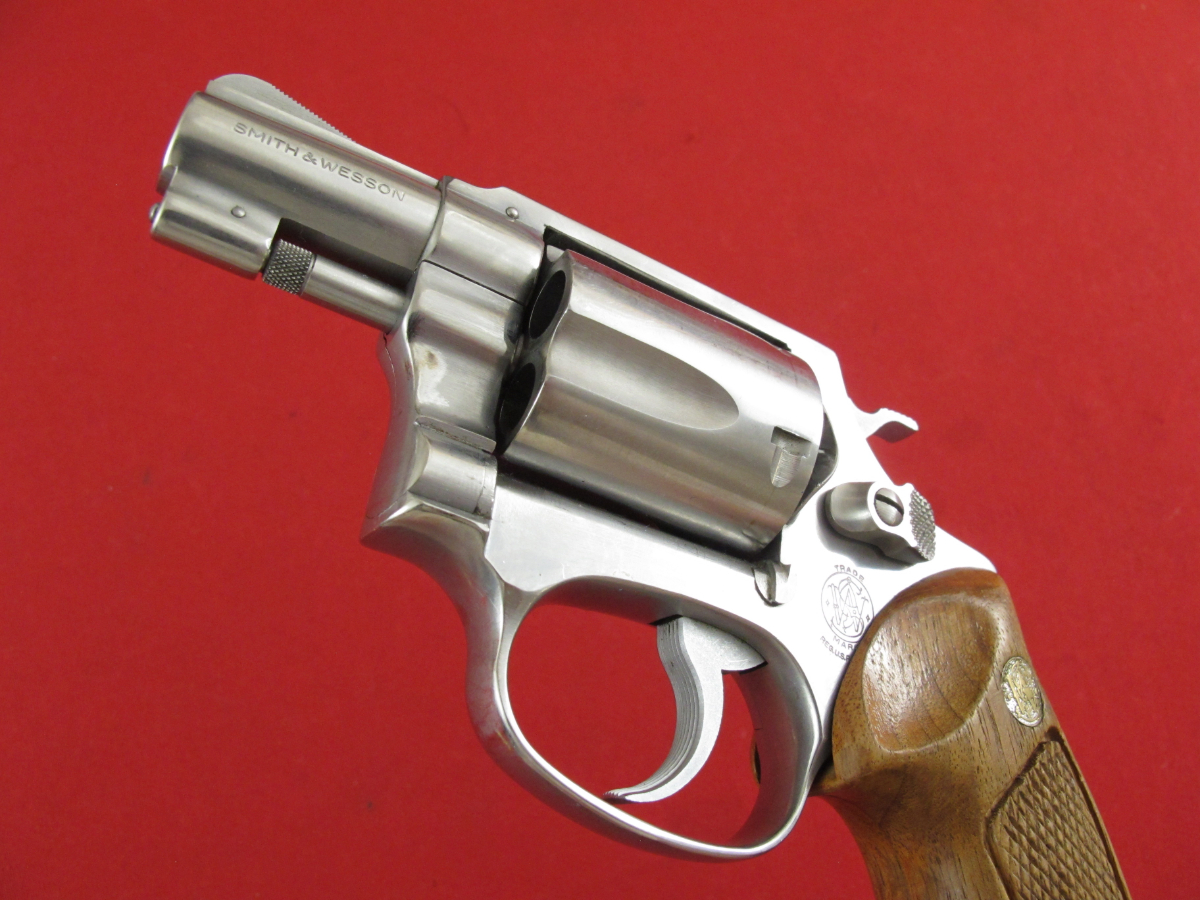 Smith & Wesson Model 60 38sp, 2in Stainless, Wood Grips, Mfg 1974-77 No ...