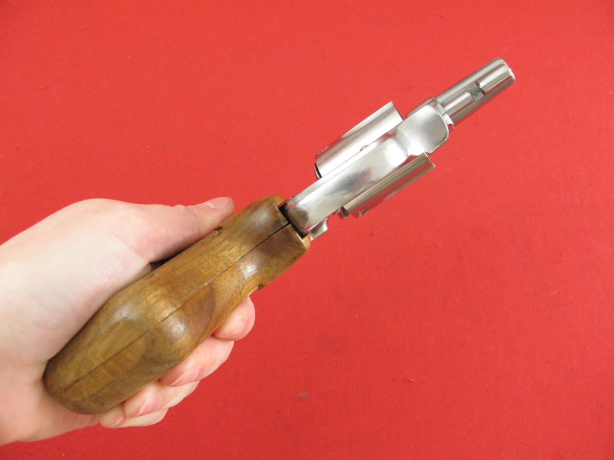 Smith & Wesson Model 60 38sp, 2in Stainless, Wood Grips, Mfg 1974-77 No ...