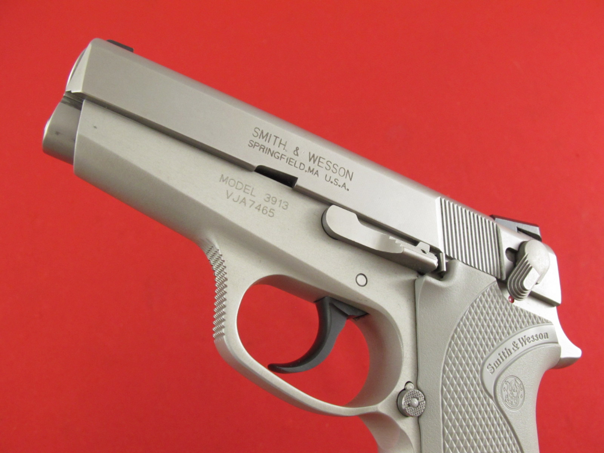 Smith & Wesson Model 3913 9mm, Lady Smith, 3.5in Stainless, No Reserve ...