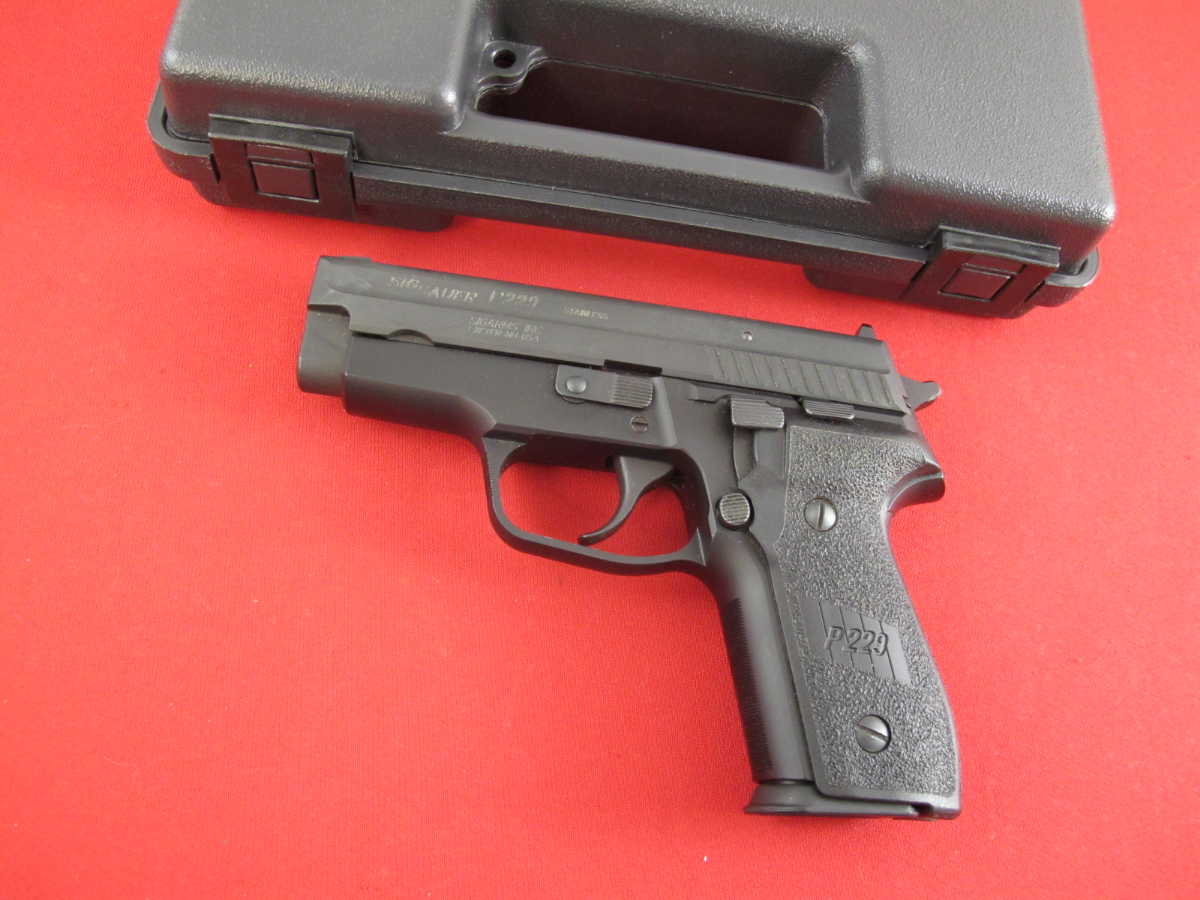 Sig Sauer Model P229 40sw, 3.75in Blue, W/Box, Germany, No Reserve .40 ...