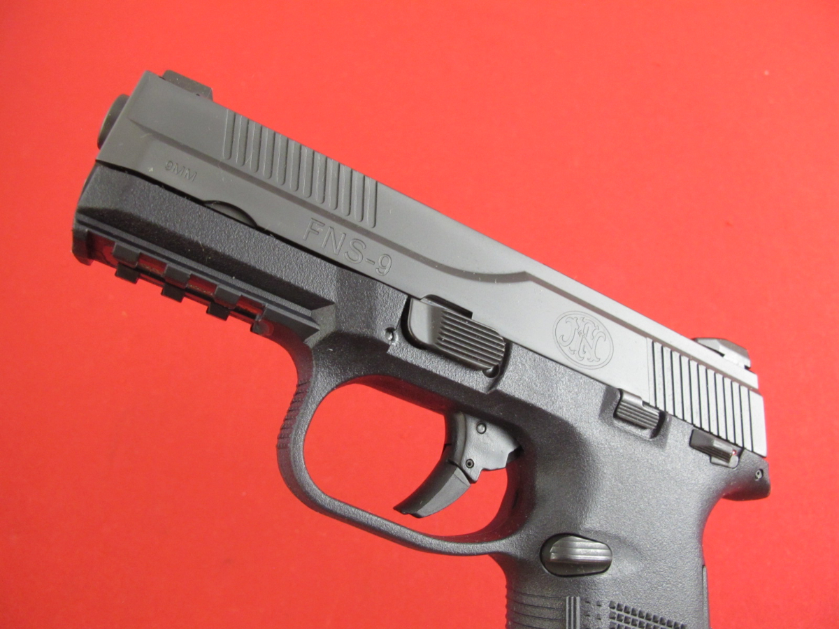 FN Model FNS 9mm, 4in Blue, Night Sights, w/Box & 3 Mags, NO RESERVE ...