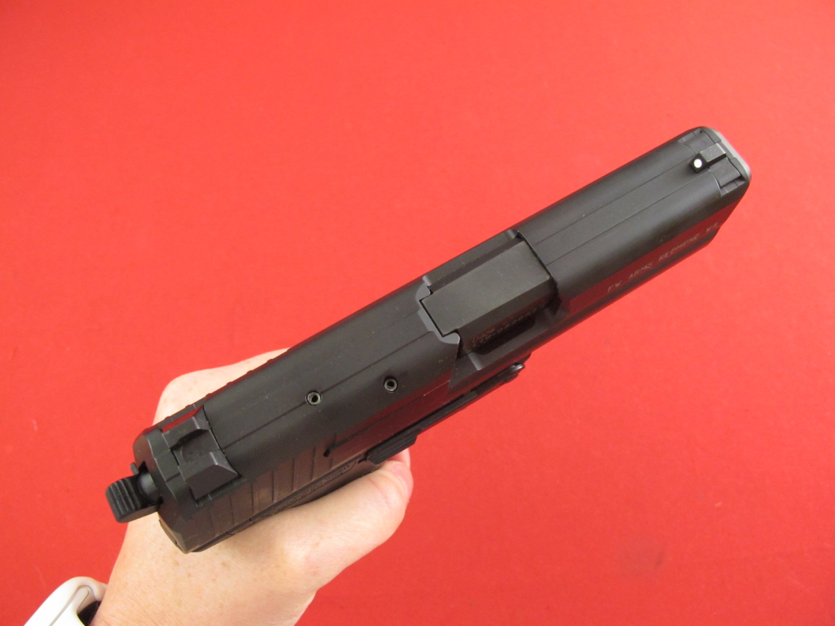 Heckler & Koch Model P2000 9mm, 3.5in Blue, W/Box & 2 Mags, No Reserve ...