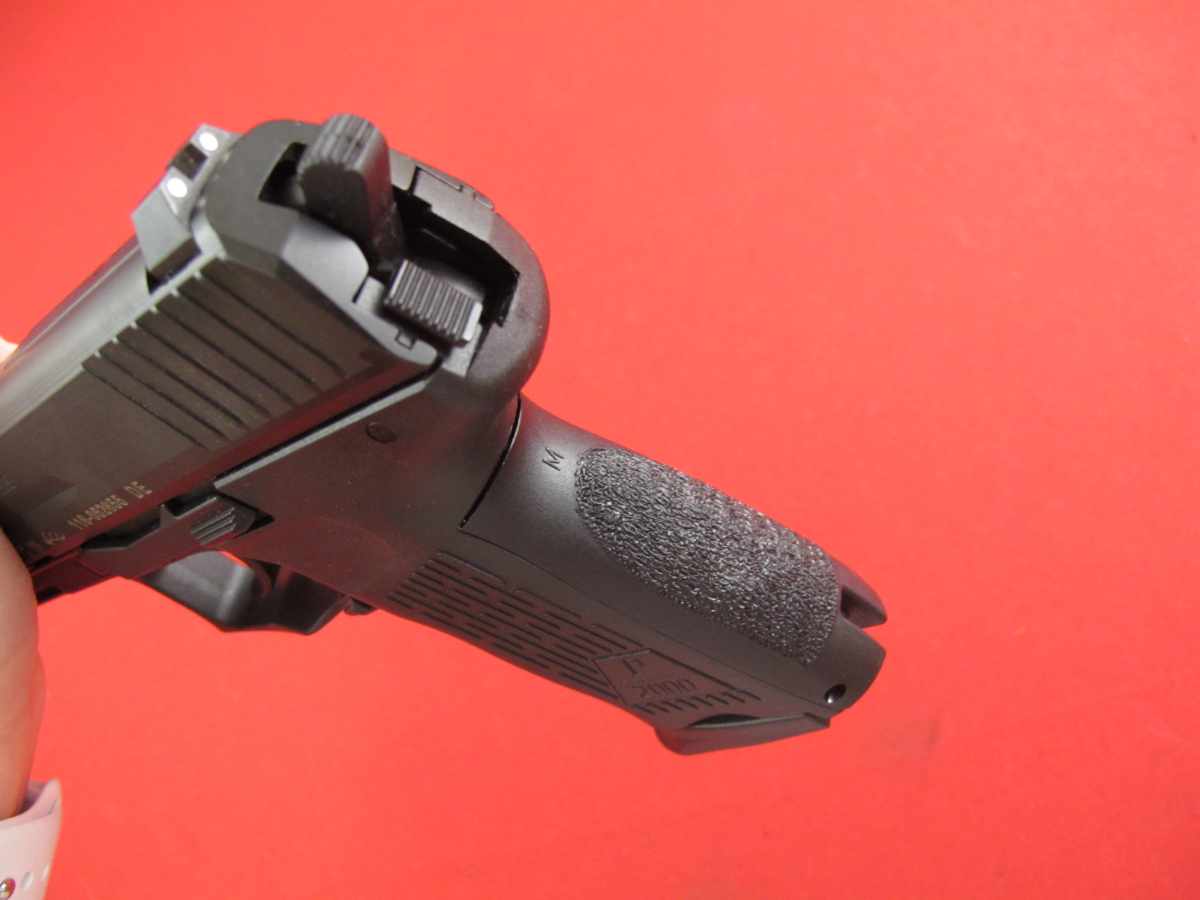 Heckler & Koch Model P2000 9mm, 3.5in Blue, W/Box & 2 Mags, No Reserve ...