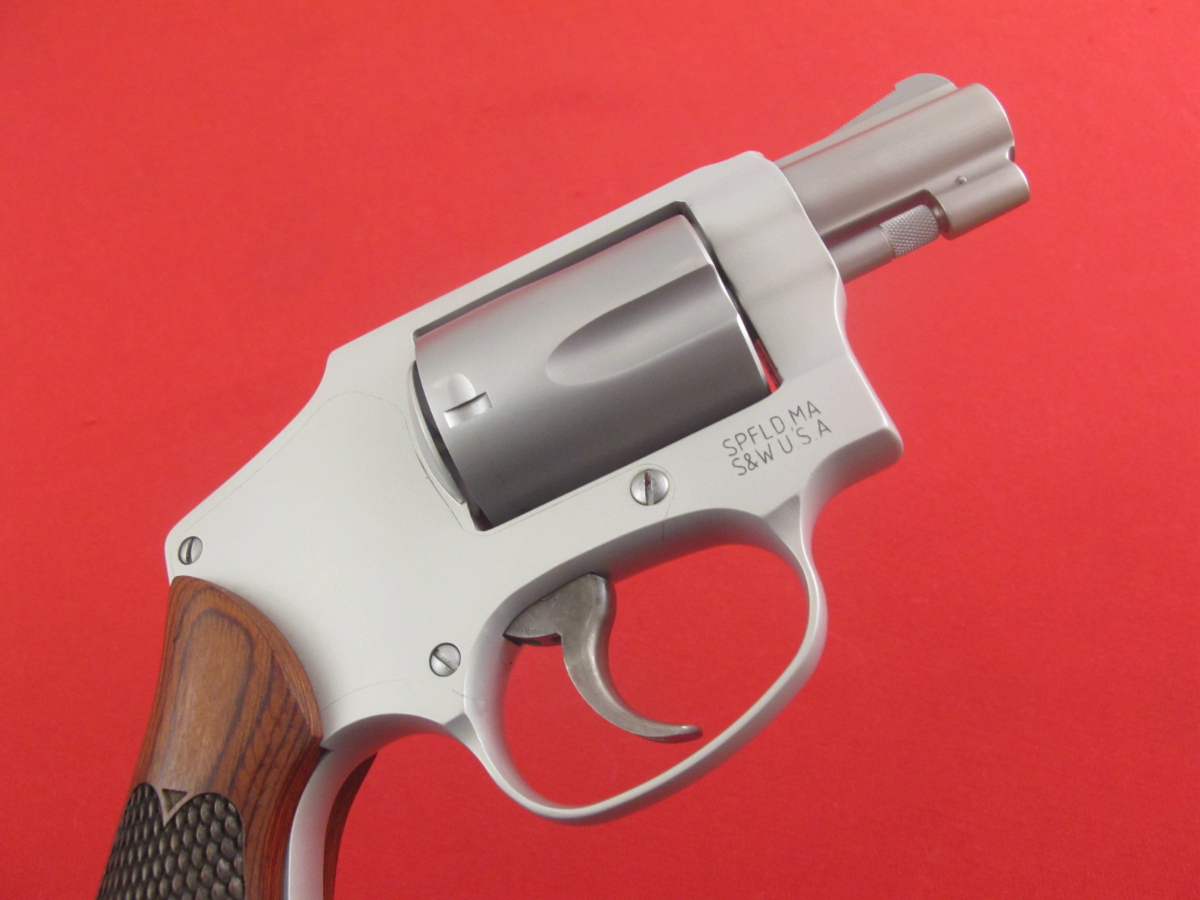 Smith & Wesson - Model 642 38sp, 2in Airweight, Wood Grips, Nice, **NO ...