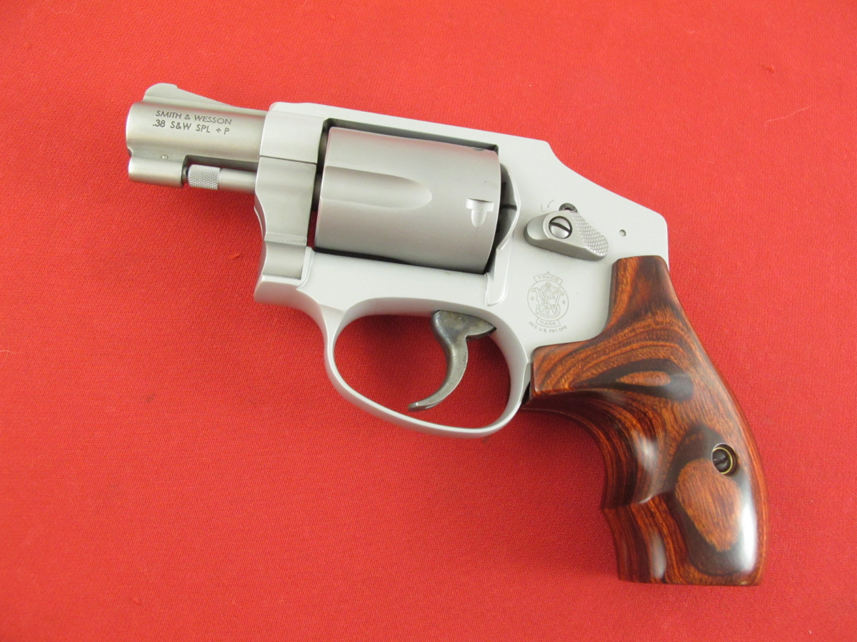 Smith & Wesson Model 642 Lady Smith 38sp, 1 7/8in Airweight, Rosewood ...