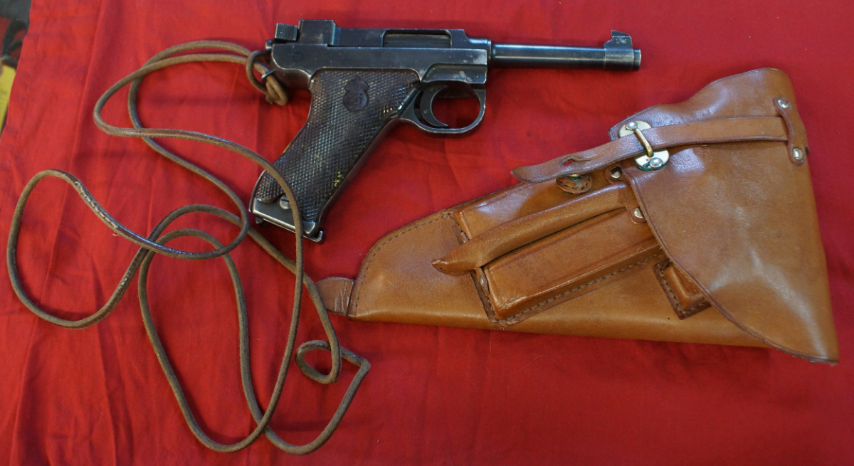 Husqvarna Swedish M40 Lahti 9mm W/Holster & Extras Wow Look Complete ...