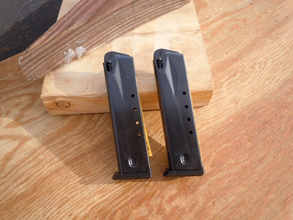 2 Ruger P17 P94 P91 P944 Magazines 40 S&W 11rd Blued Magazine Le/Mil ...