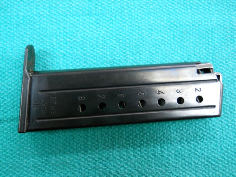 Hk P7m8 Magazine Used For Sale at GunAuction.com - 10752178