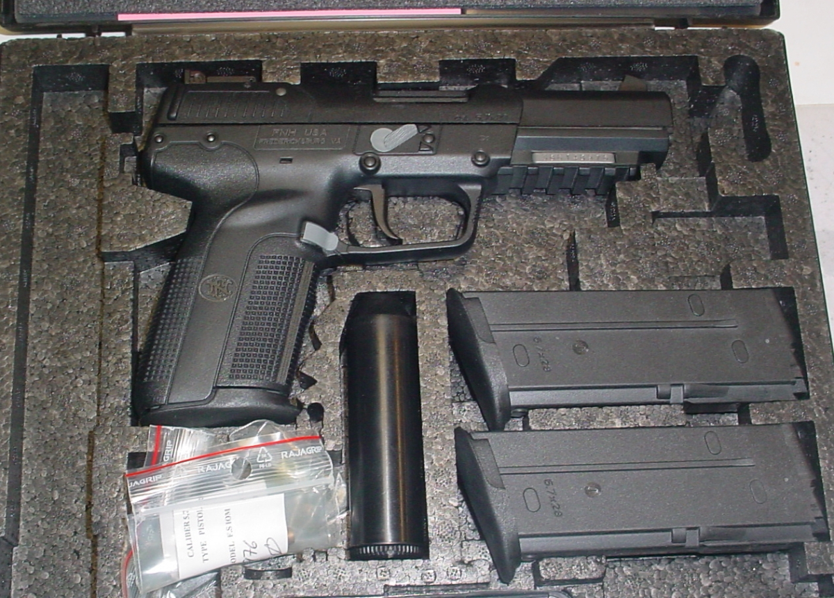 Fn Five Seven Semi Auto Pistol For Sale at GunAuction.com - 14877248