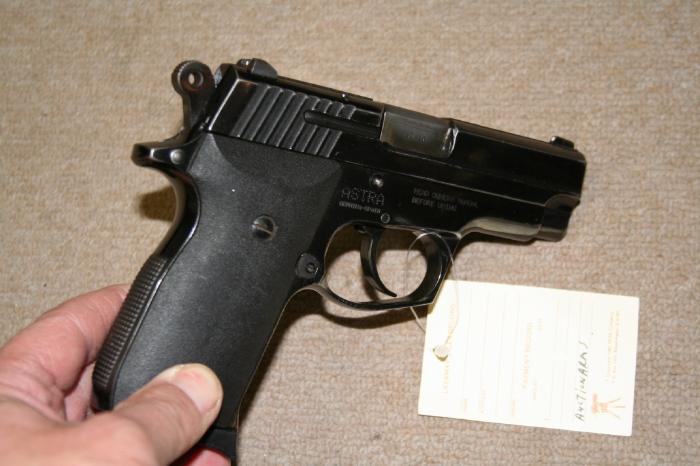 Astra Model A-75 40 Cal Blue Semi-Auto With A 3 1/2"Barrel Two Mags ...