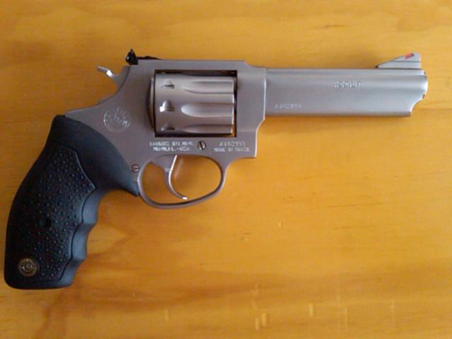 Taurus M94 .22 LR SS 4