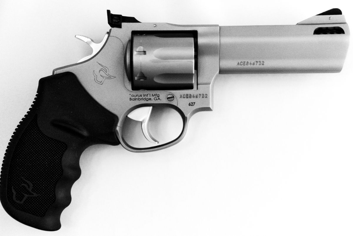 Taurus Tracker, 4 Inch, 7 Rounds, Stainless Satin, Vented Barrel ...