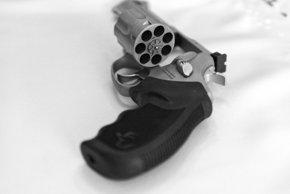 Taurus Tracker, 4 Inch, 7 Rounds, Stainless Satin, Vented Barrel ...