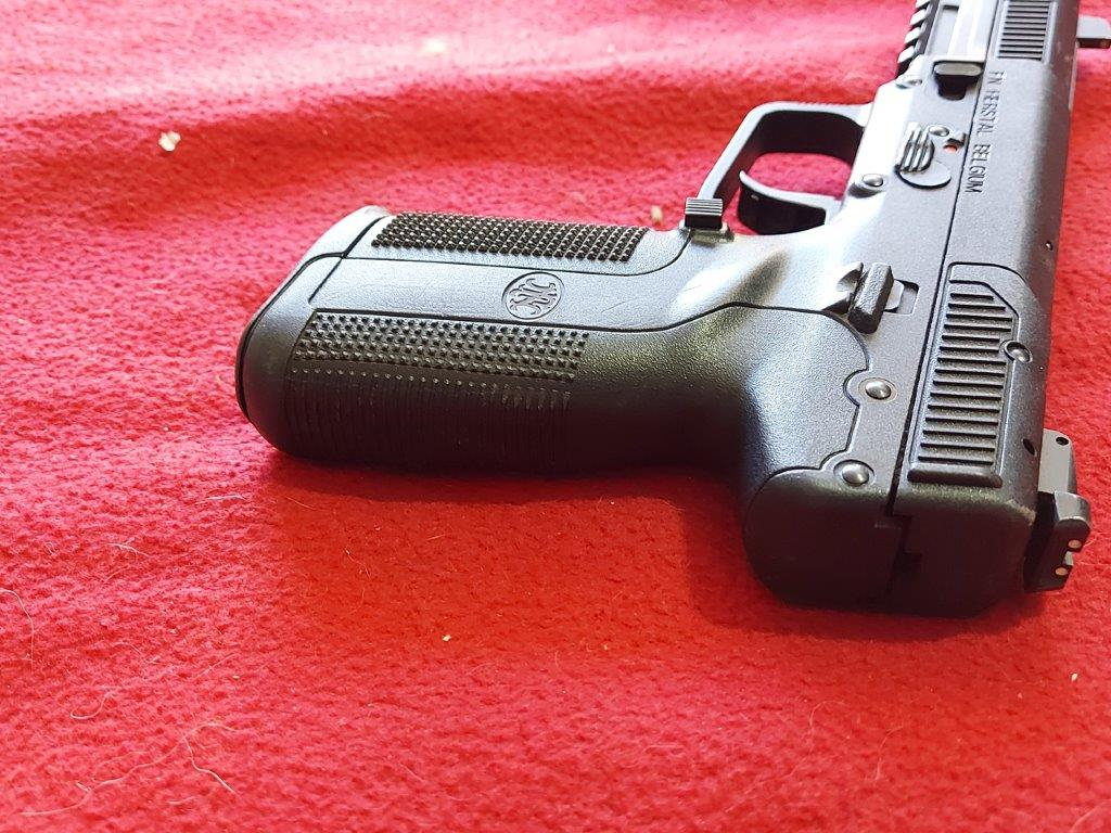 Fn Five Seven 57 5.7 Pistol With 5.7x28mm For Sale at GunAuction.com ...