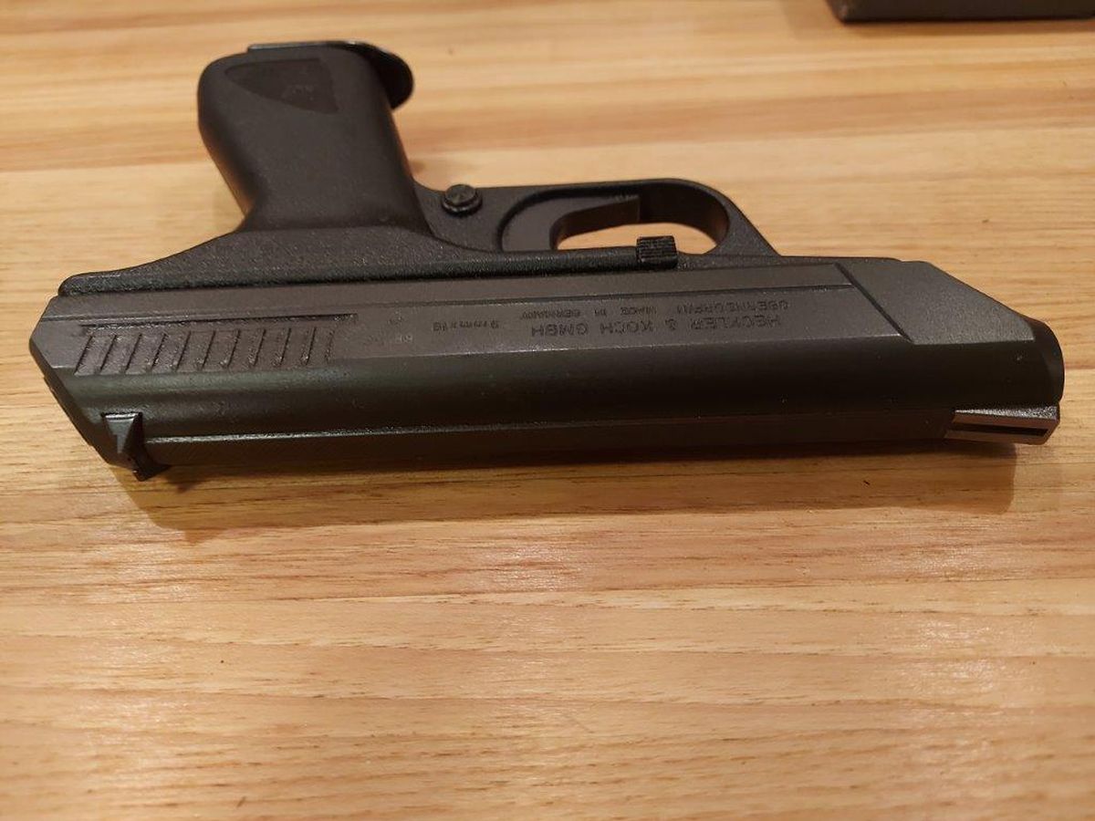 Heckler & Koch HK H&K VP70Z 9mm pistol with 6 magazines 9mm Luger ...