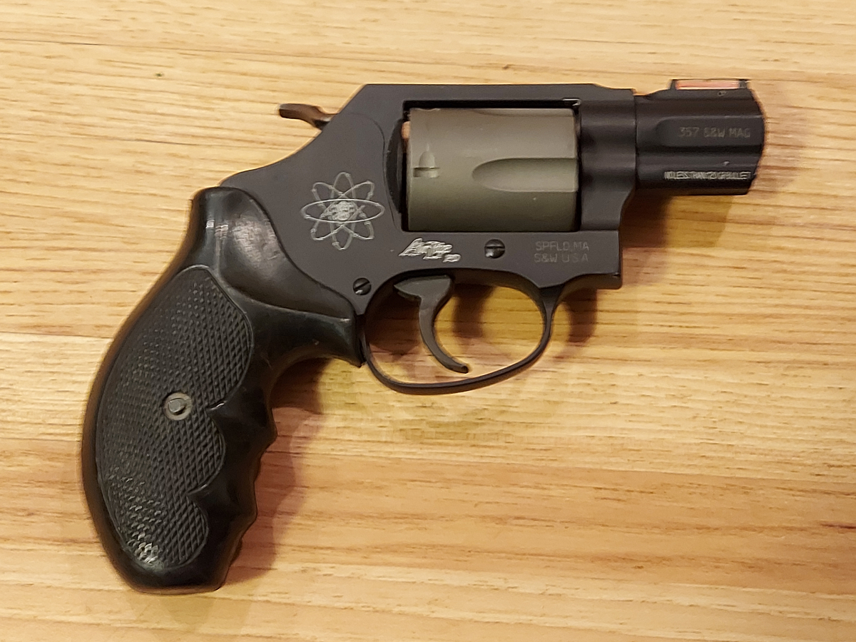 Smith & Wesson S&W Model 360 PD Scandium 357 magnum revolver .357 ...