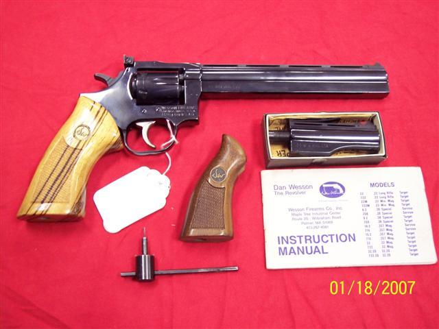 Dan Wesson Model 22m Double Action Revolver, 22 Magnum, 2 Barrel Set ...