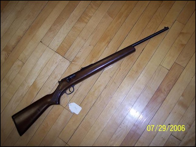 Stevens Model 125 Bolt-Action .22 Rifle, Single Shot. Nice Plinker!!!