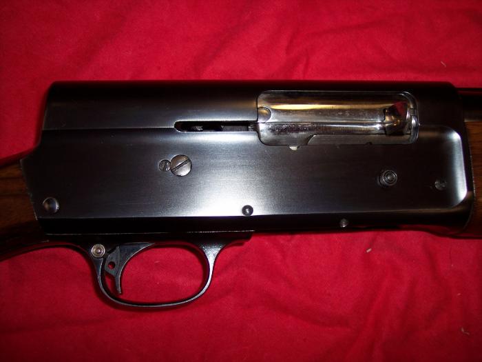 Savage Springfield Auto Five 12 Gauge Shotgun, Almost New Solid Rib ...