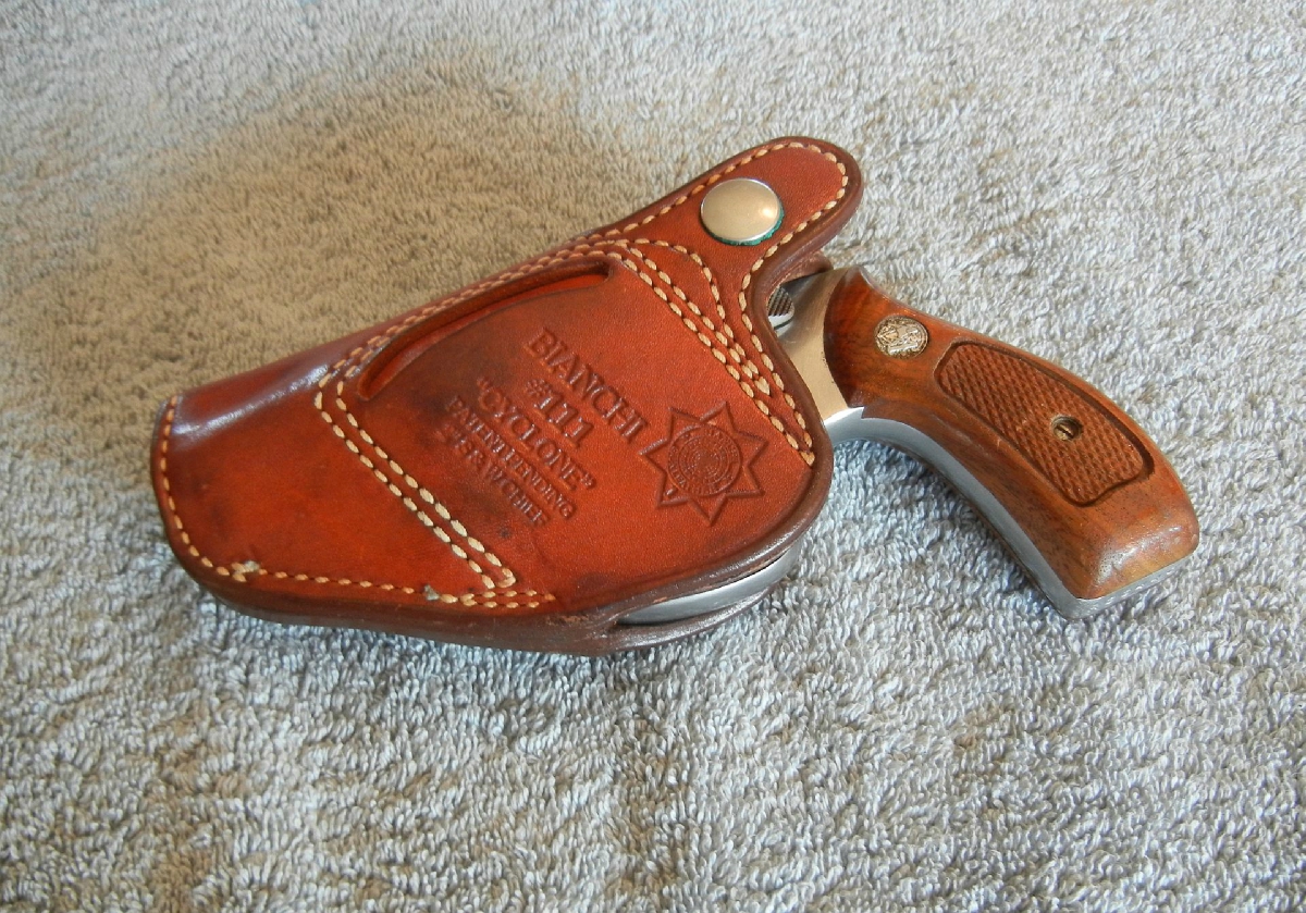 Smith & Wesson Model 60 .38 Special / 2 Inch Barrel / Nice Well Fitted ...