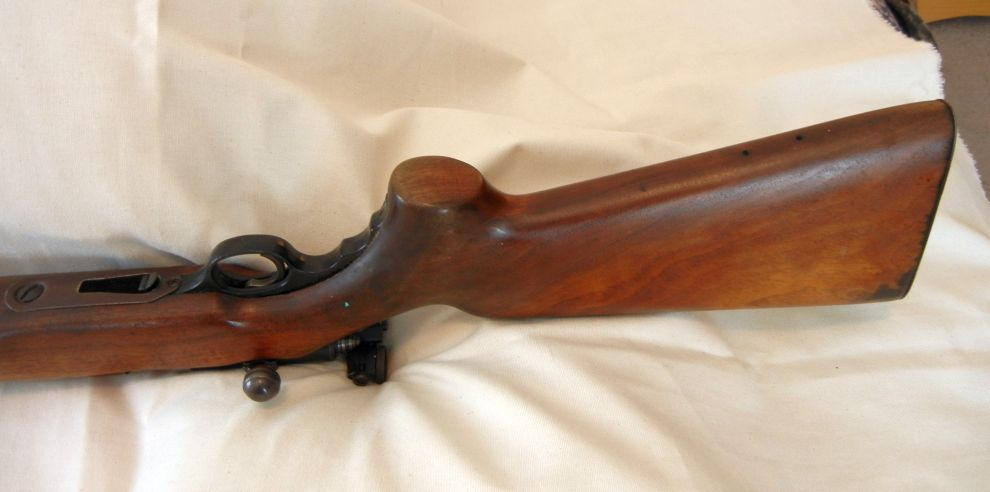 Mossberg Bolt Action .22lr / Model 144/ Lyman 57ms Sight / 26" Barrel ...