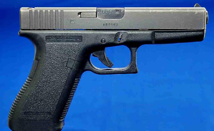 Glock Model 17 9mm Semi-Automatic Pistol (HC)