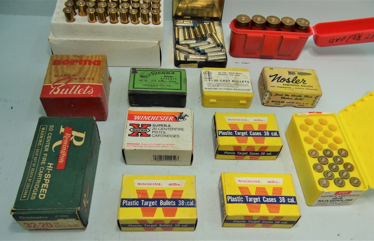 Lot Of Various Vintage Bullets/Ammo/Reloading Supplies For Sale at ...