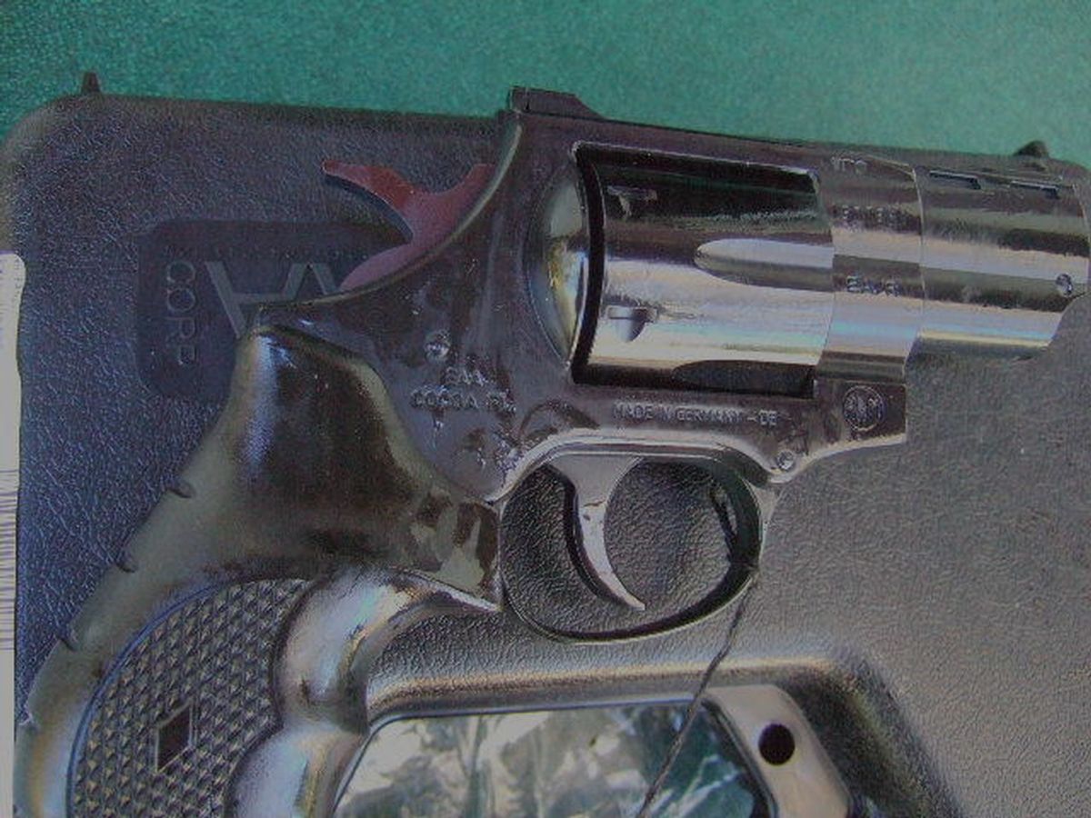 Weihrauch / Eaa Weihrauch `Windicator` Revolver, Factory Nib, .38spl, 2 ...