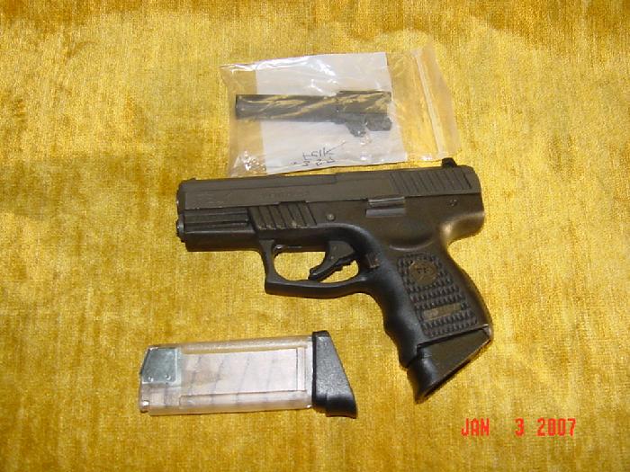 Felk Firearms of Austrailia Felk Firearms .40 S&W & ,357 Sig. RARE!