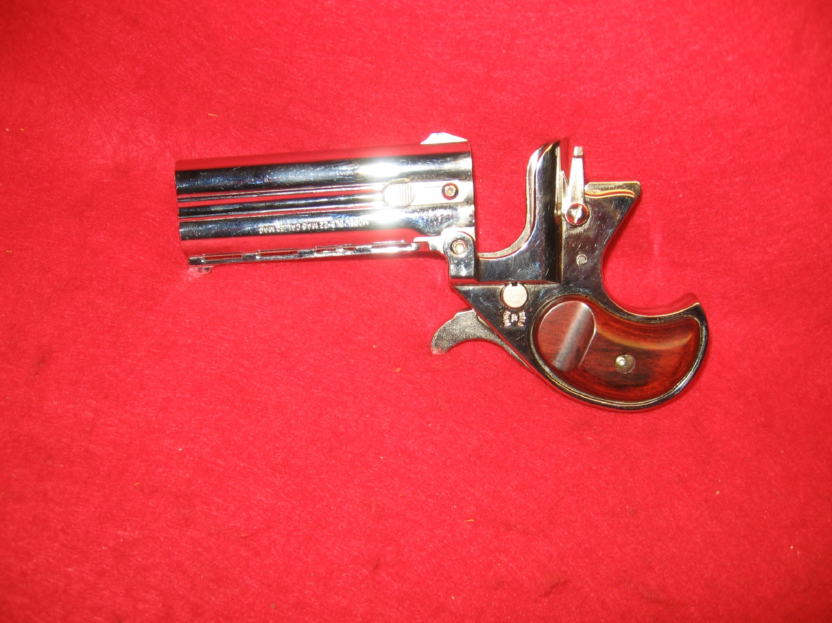 Davis Industries Davis Derringer Long Bore Cal. 22 Magnum. .22 Magnum ...