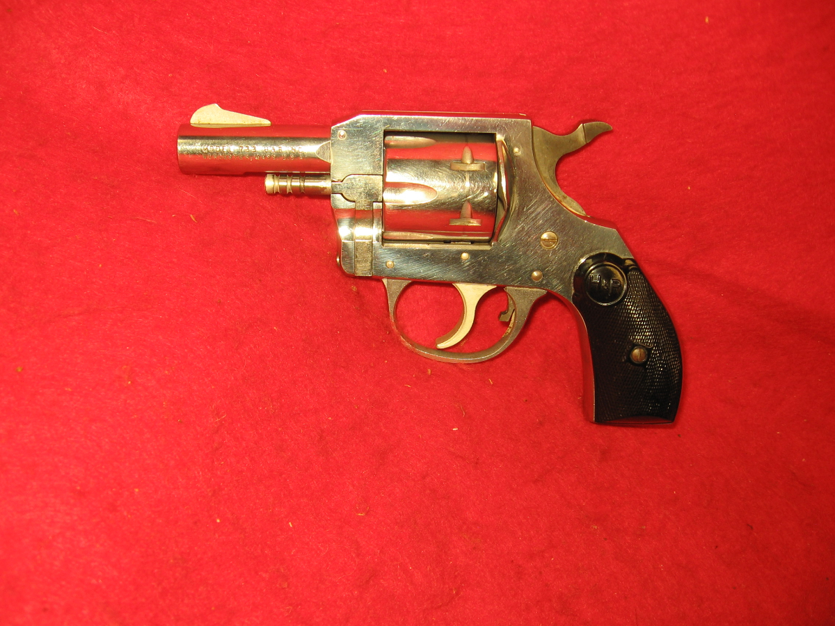 Harrington & Richardson Model 733 .32 S&W 17269166 - GunAuction.com