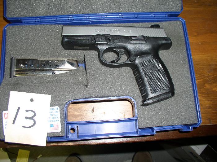 Smith & Wesson SW9 VE