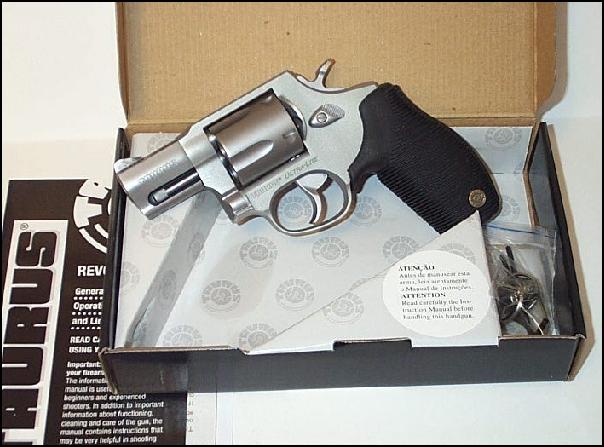 Taurus - 450 Ultra-Lite .45 Long Colt 2
