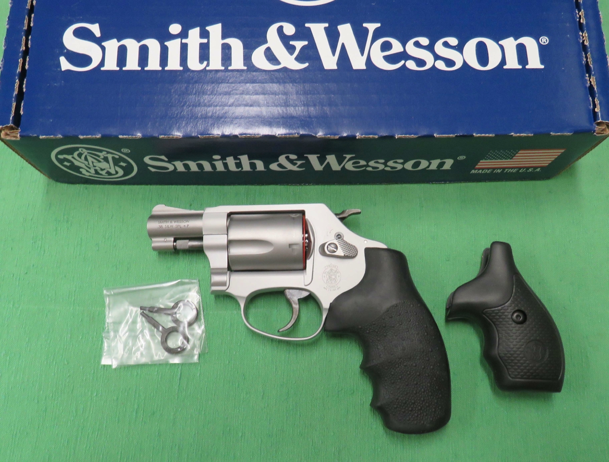Smith & Wesson 637 revolver, stainless, Hogue grip & factory boot grip ...