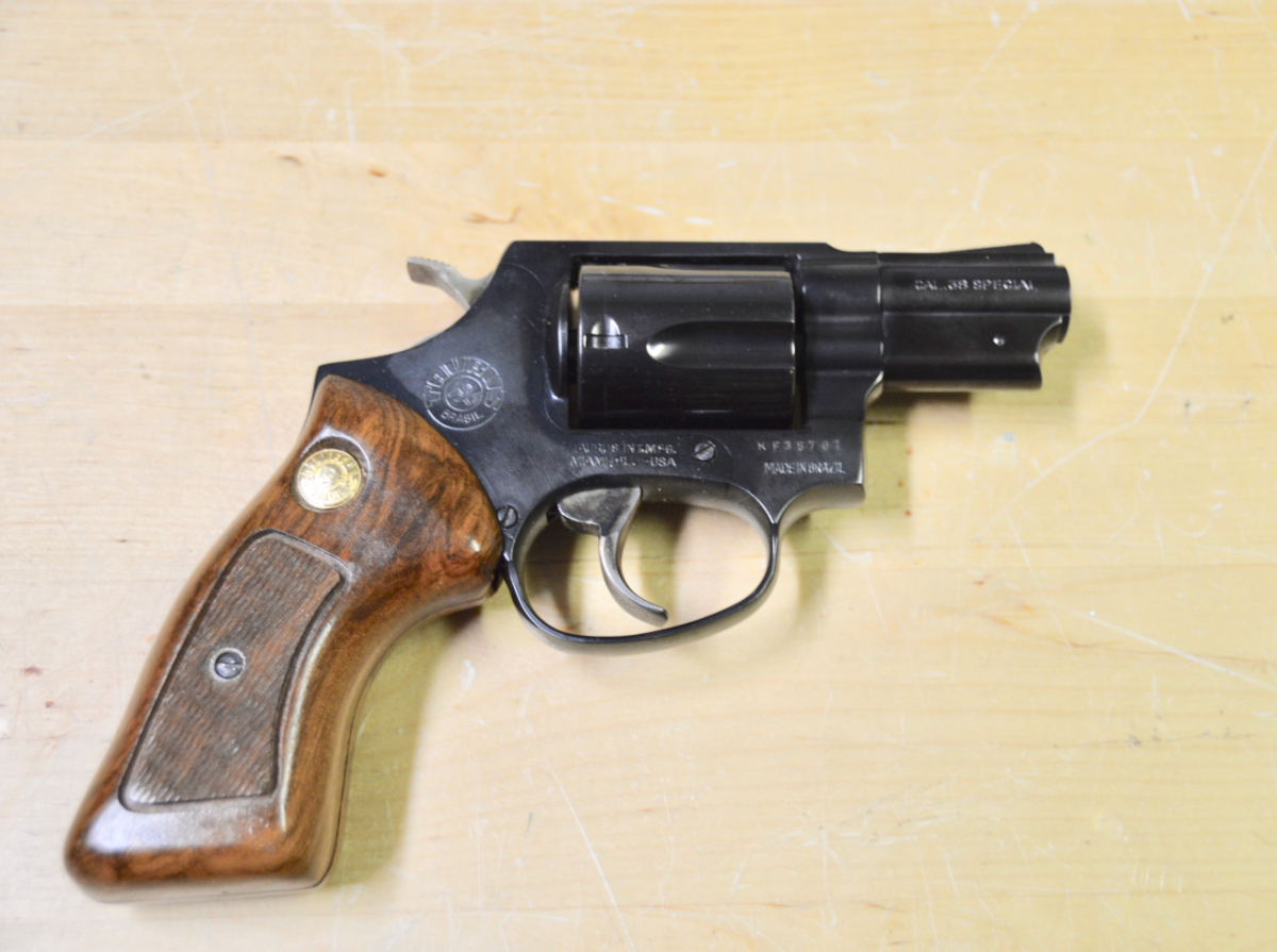 Taurus Model 85 Blued, Wood Grips .38 Special +P For Sale at GunAuction ...