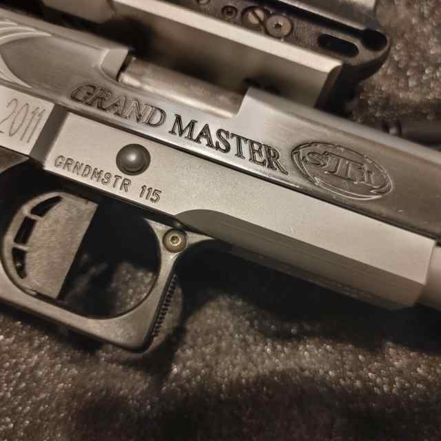 STI Guns MINT STI GRAND MASTER w/C-MORE .45 ACP 17326053 - GunAuction.com