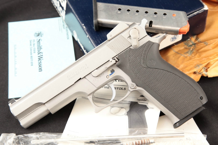 Smith & Wesson S&W Model 4506, Stainless 5" Double Action Semi ...