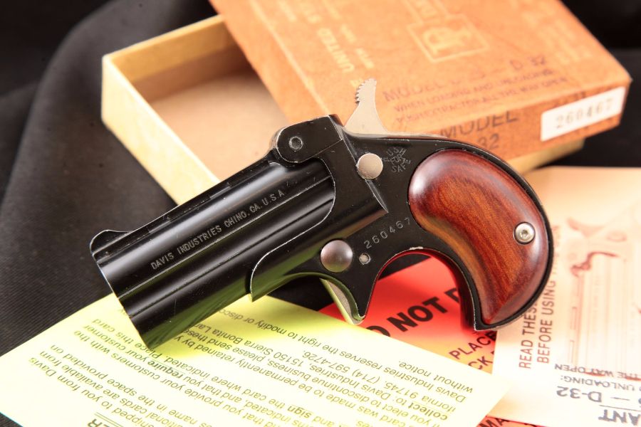 Davis Industries Model D32 D-32 Derringer, Black 2 3/8” Over / Under ...