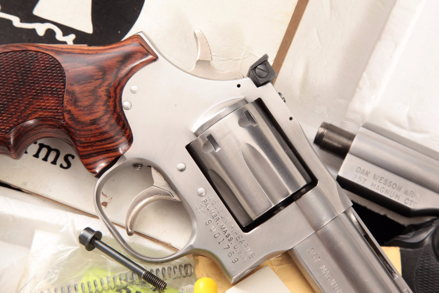 Dan Wesson Model 715 Interchangeable, 3x Grips & 2x Barrels, Stainless ...