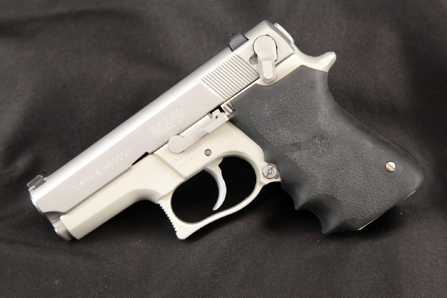 Pictures: Smith & Wesson S&W Model 6906 M6906, Satin Alloy & Stainless ...