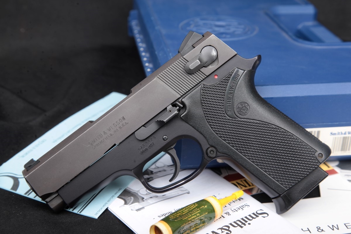 Smith & Wesson S&W Model 457 Product Code 104804, Blue & Black 3 3/4 ...