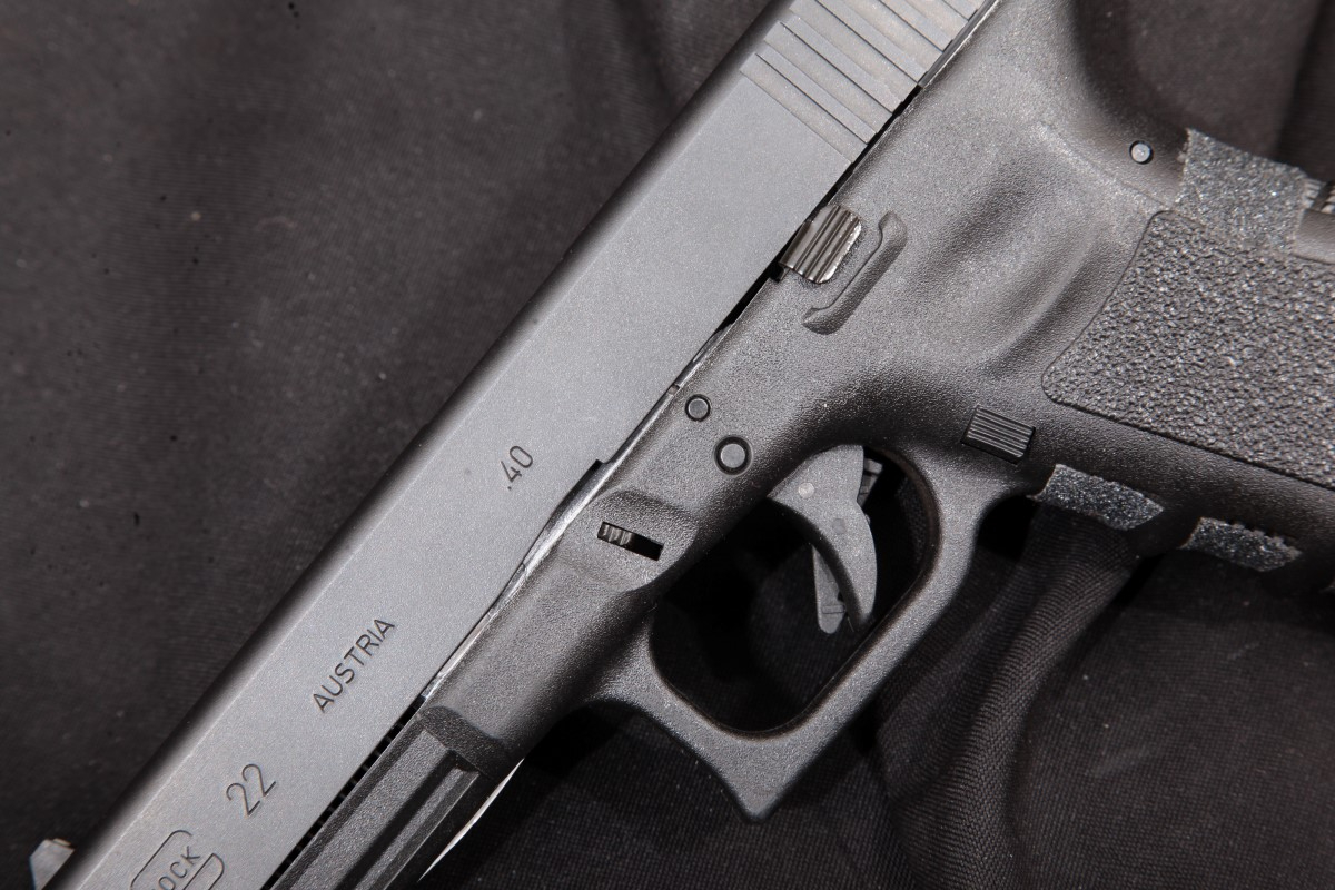 Glock Model 22 G22 Generation 3 Gen3 G3, Tennifer & Black 4.49" Striker ...