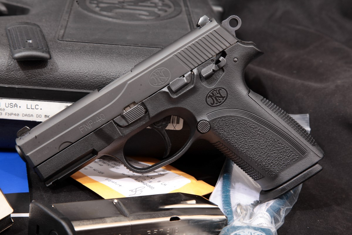 Fnh Usa Model Fnp-40 Fnp40, Black 4" Sa/Da Semi-Automatic Pistol, Case ...